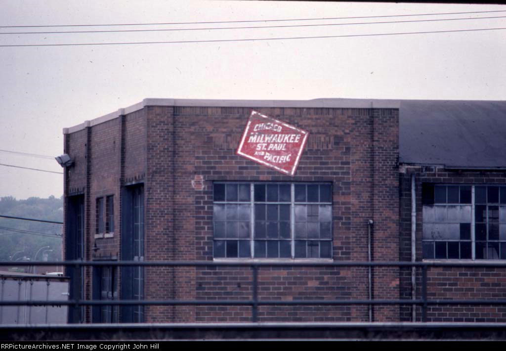1047-28 MILW freight house in Old Yard next to SPUD
