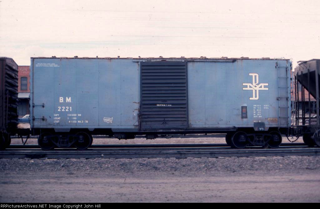 1101-33 BM 2221