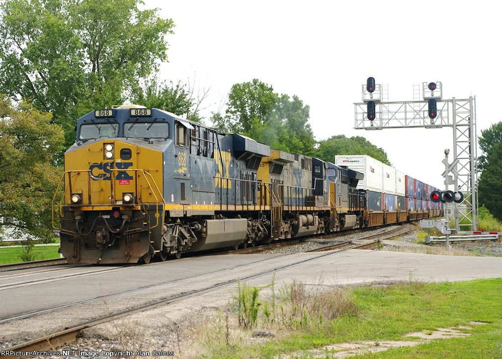CSX ES44AC 868