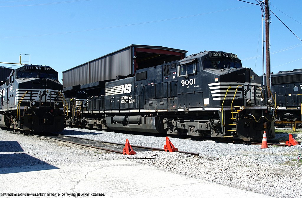 NS C44-9W 9001