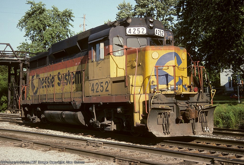 CSX GP30M 4252