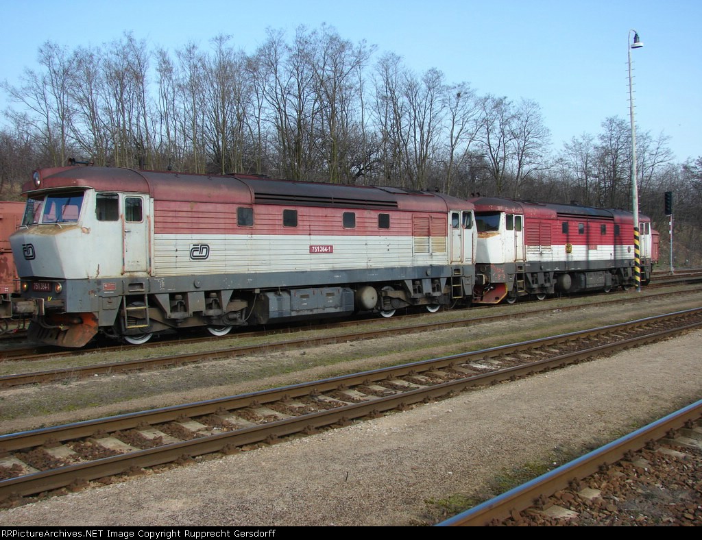 CD 751 364-1 & 751 382-3