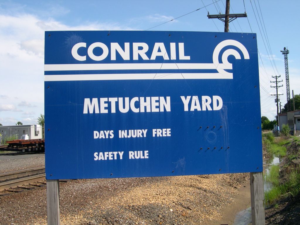 The Conrail Metuchen Yard Sign