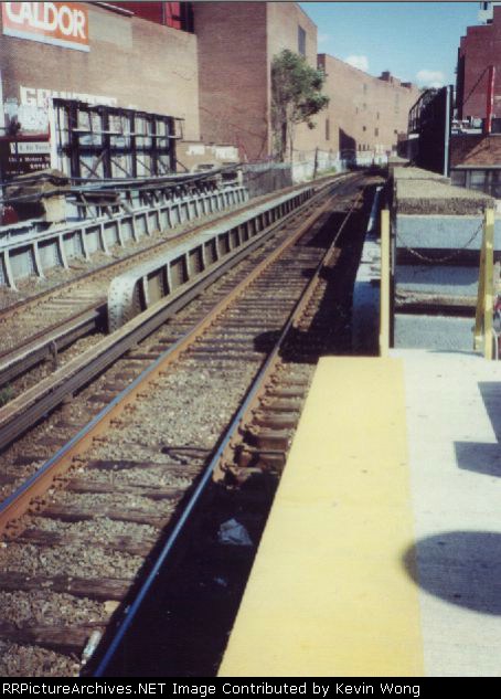 Flushing Main Street station (Port Washington branch), view east
