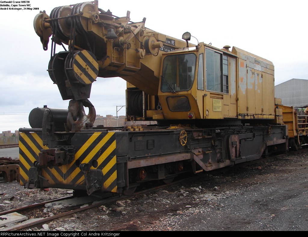 SAR Gottwald Crane (Bellville) (Side A)