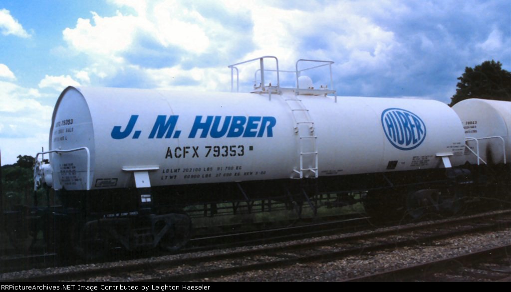 ACFX 79353 in J.M. Huber paint