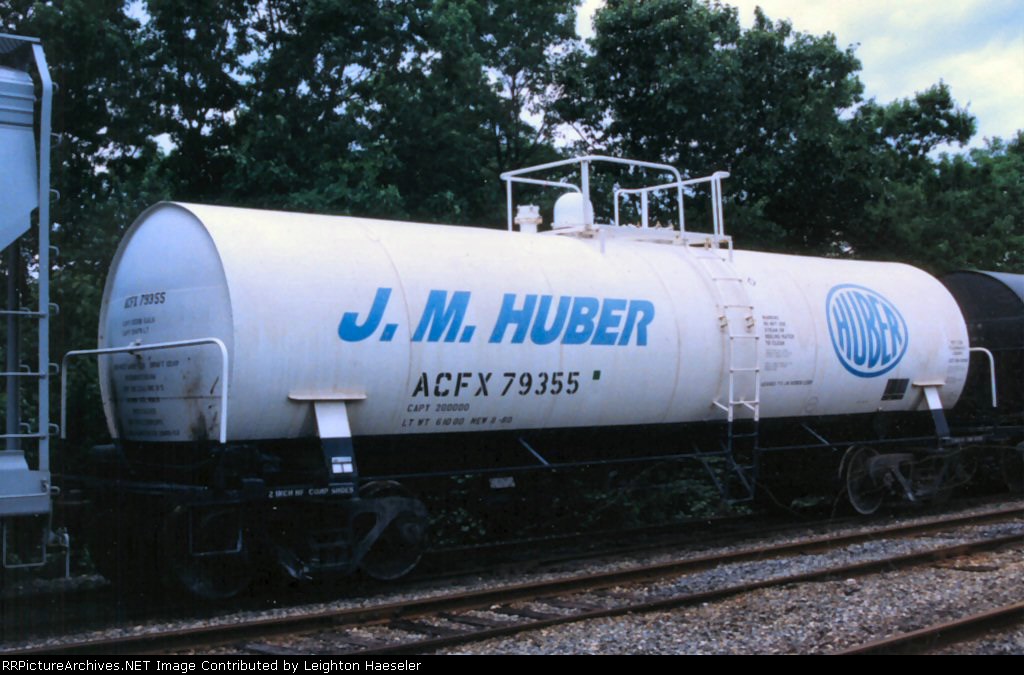 ACFX 79355 in J.M. Huber paint