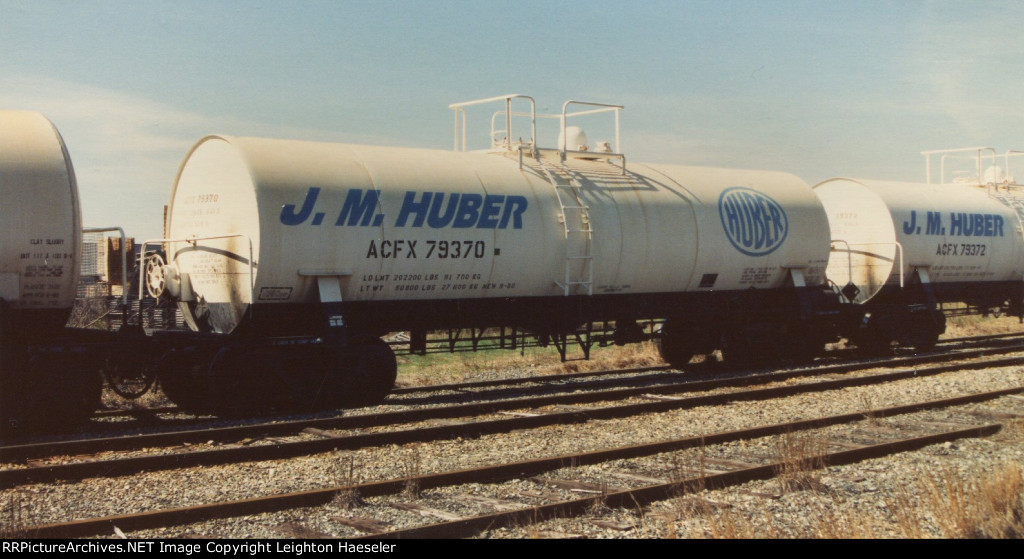 ACFX 79370 in J.M. Huber paint