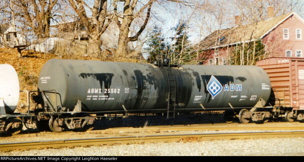 ADMX 25562 in ADM logo paint