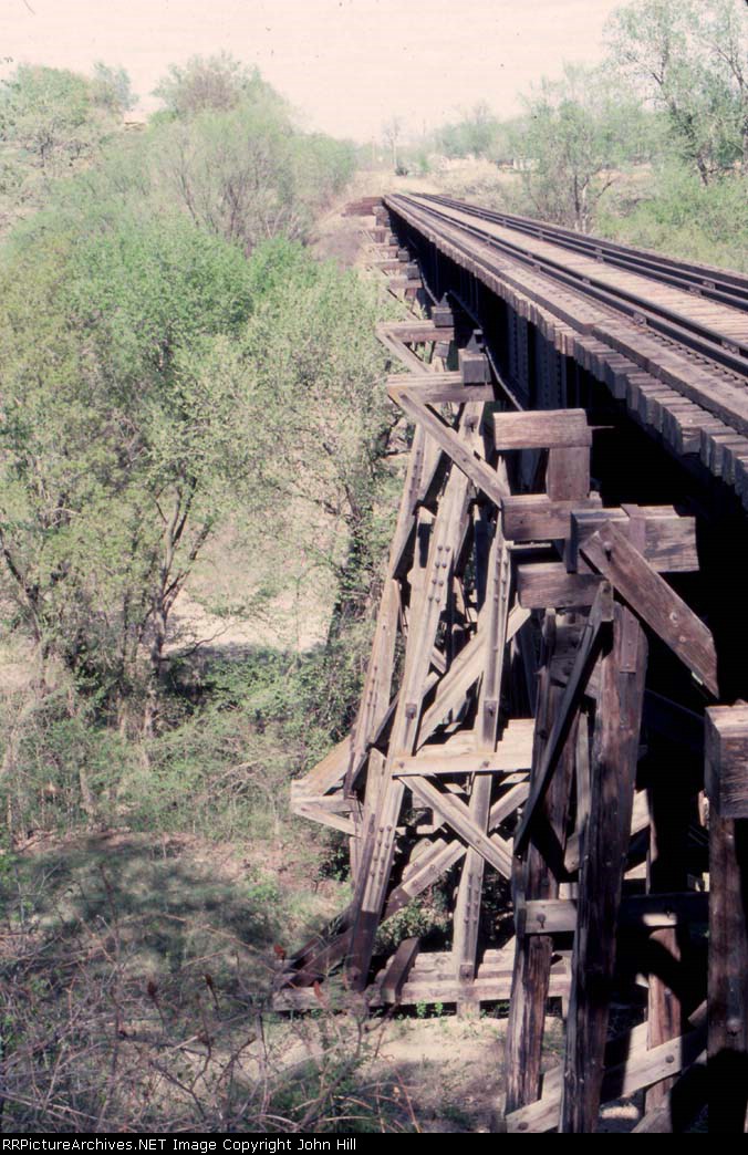 1045-15 MILW Carver bridge