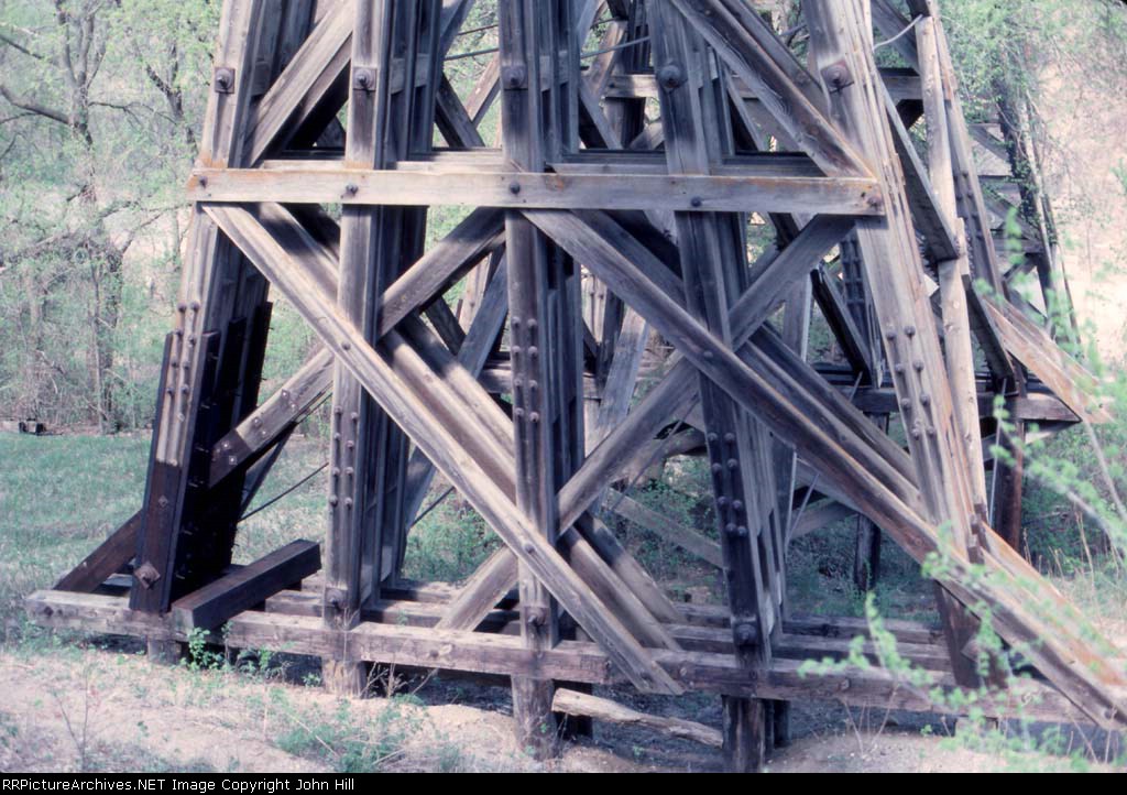 1045-19 MILW Carver bridge