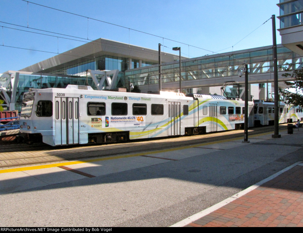 Light Rail 5038