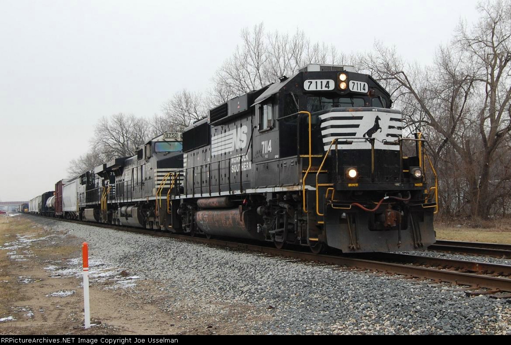 NS 7114