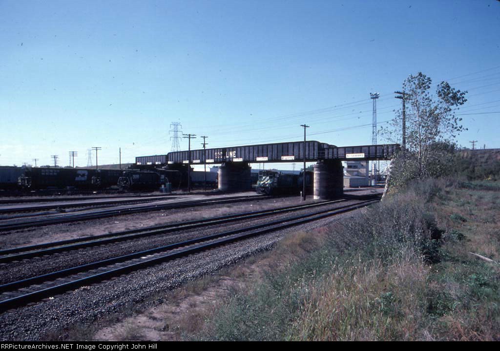 1379-18 SOO bridge over BN Northtown Yard at CTC 35th