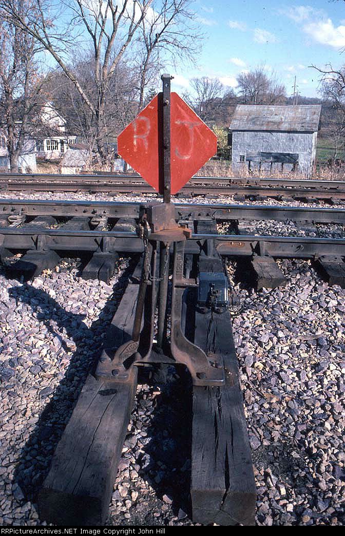 1383-03 CNW yard at Merriam Junction