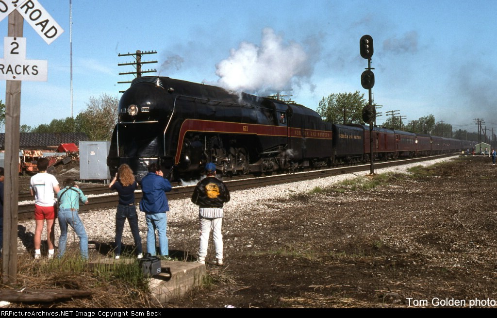 N&W 611 at Marble Street