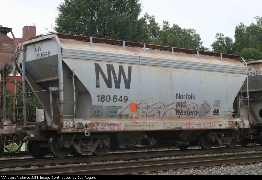 NW 180649
