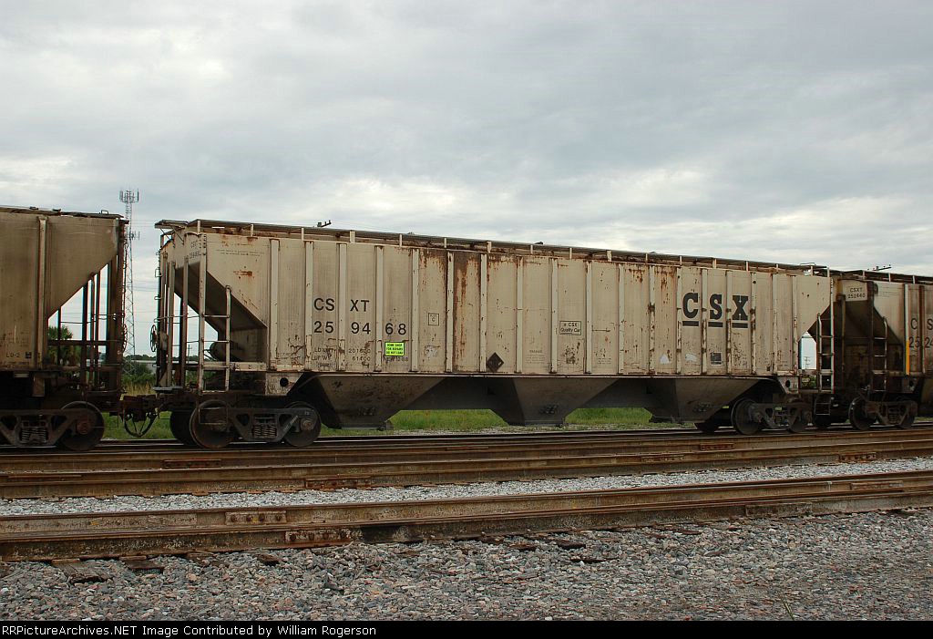 CSX Transportation (CSXT) Covered Hopper No. 259468