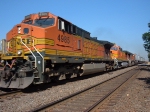 Pictures of BNSF 4934