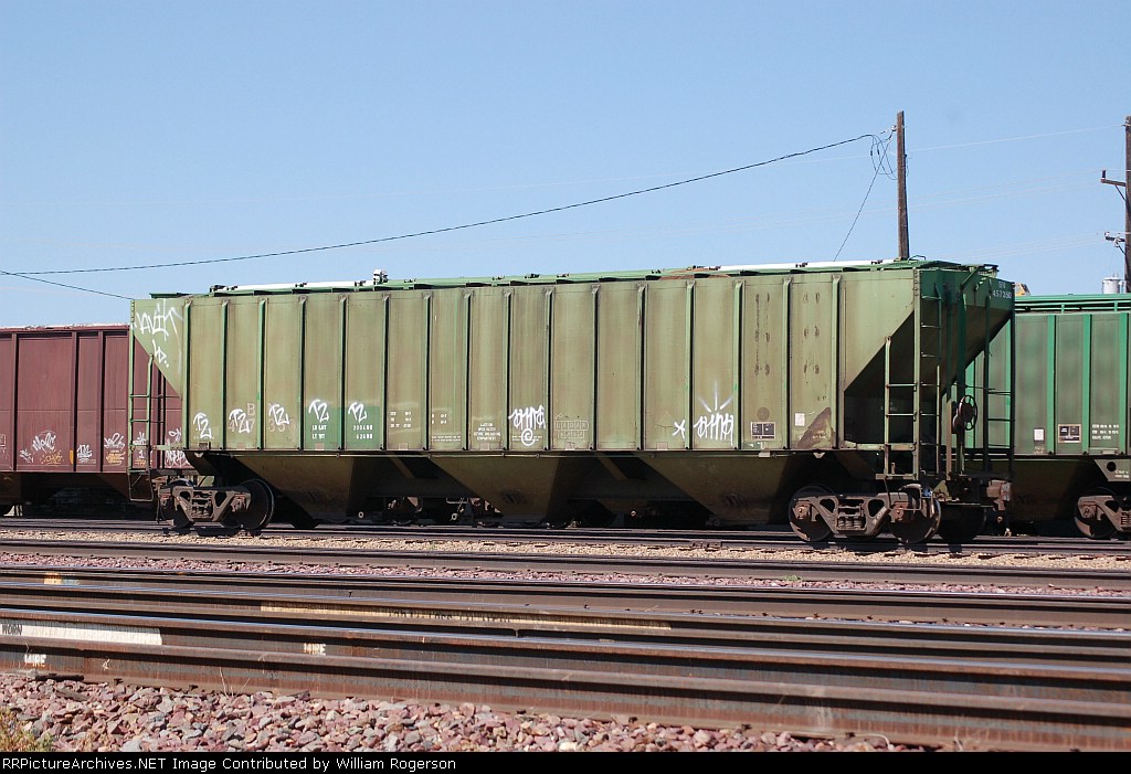 Burlington Northern Santa Fe Railway (BN) Covered Hopper No. 457350