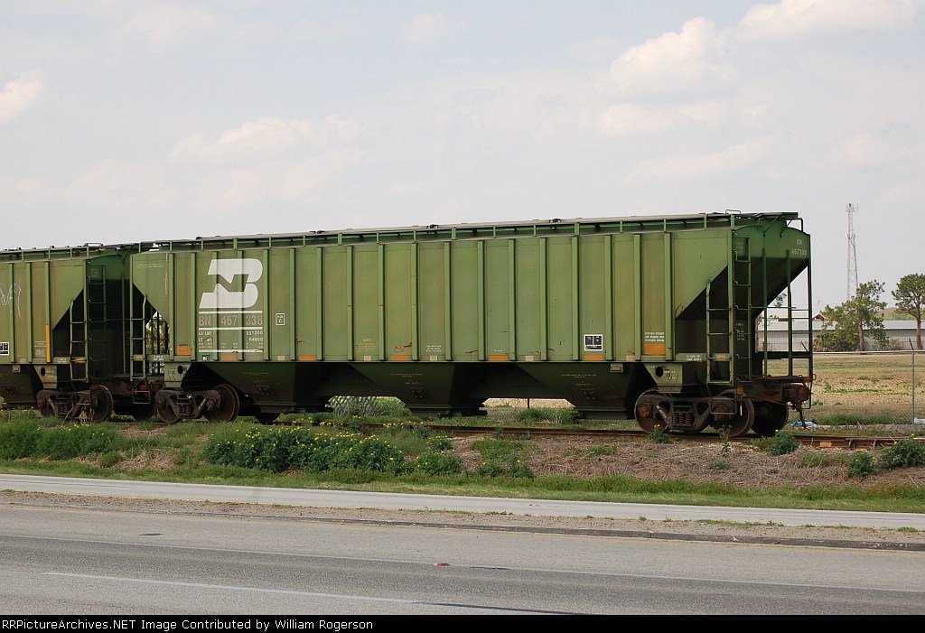 Burlington Northern Santa Fe Railway (BN) Covered Hopper No. 467338