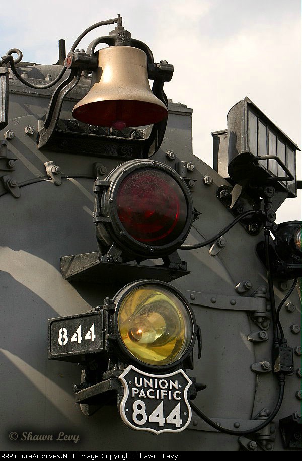 UP 844