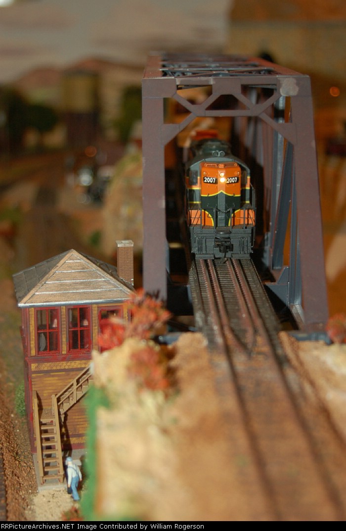 Cal Den Besten's Great Northern Railroad HO Layout - Image No. 7