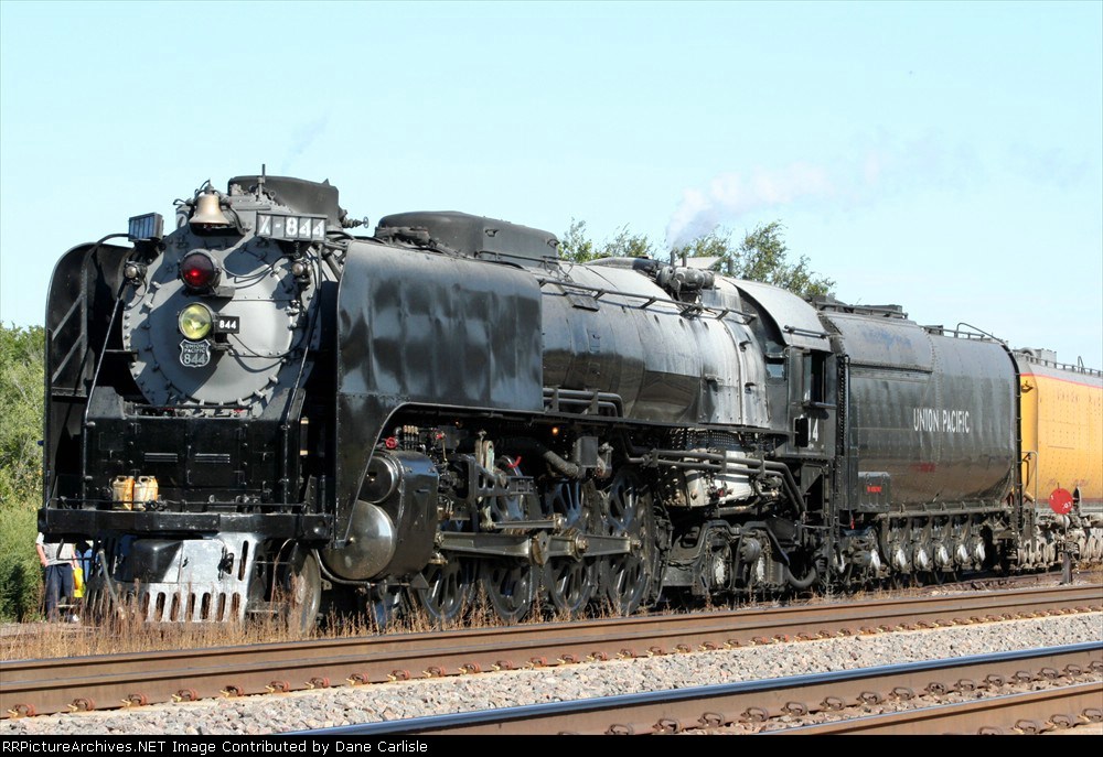 UP 844
