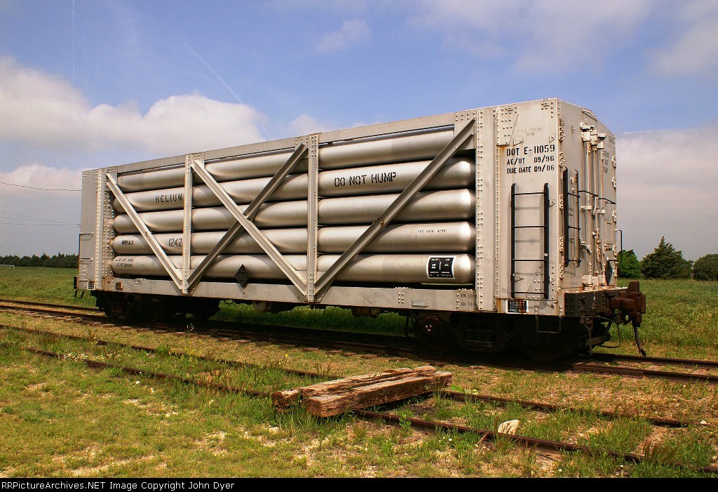 MHAX 1242 Helium Car