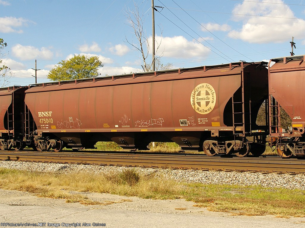BNSF Covered Hopper 475040