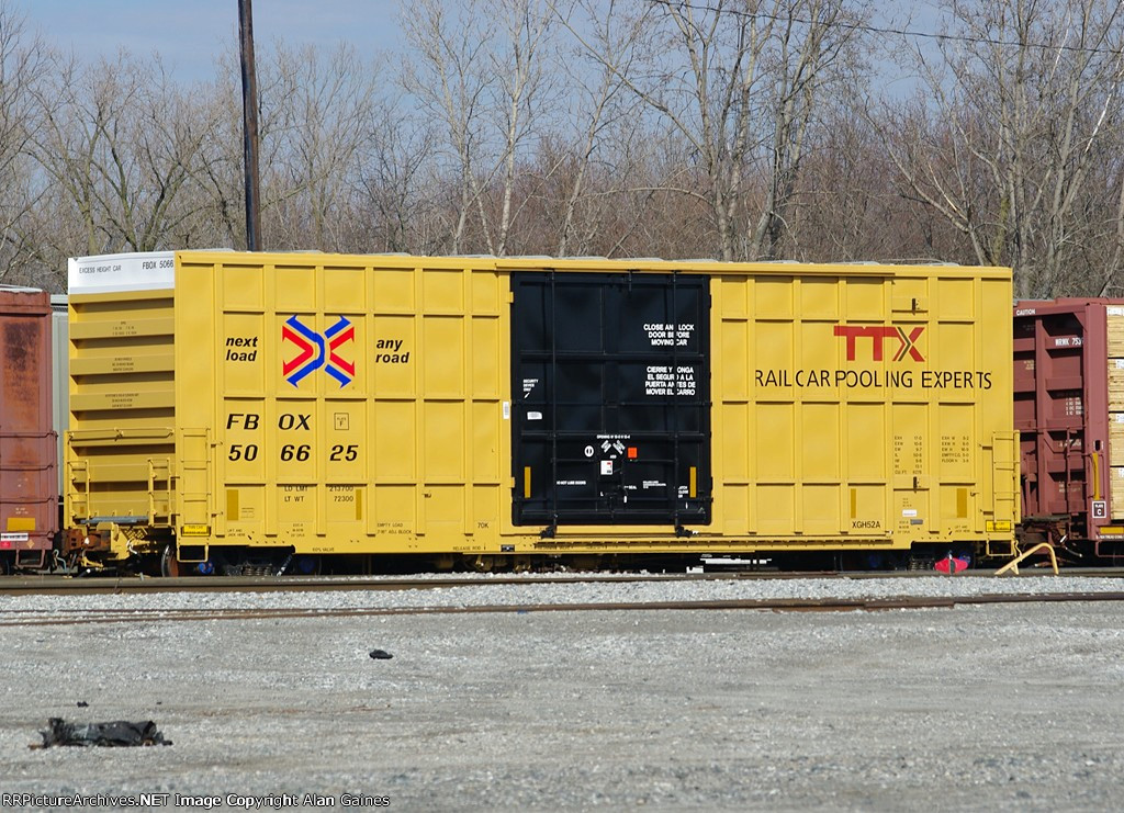 FBOX Box Car 506625