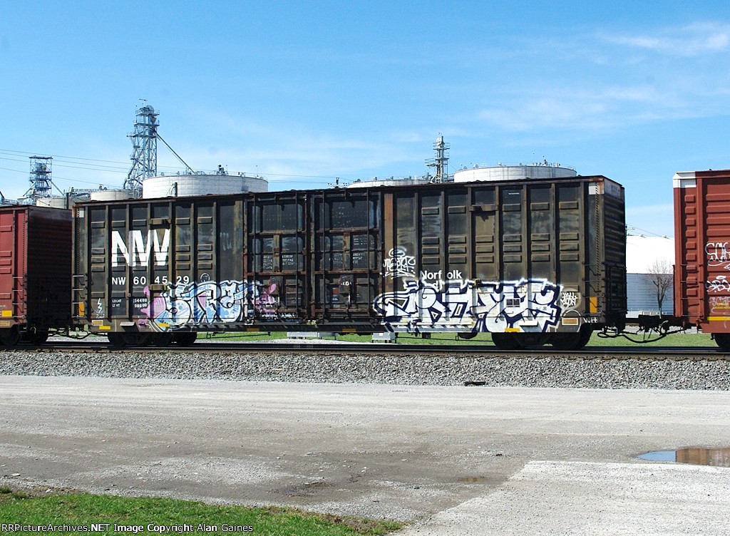 NW Box Car 604529