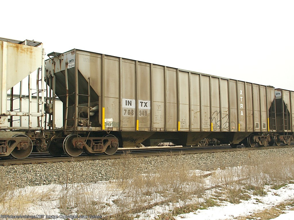 INTX Covered Hopper 768949