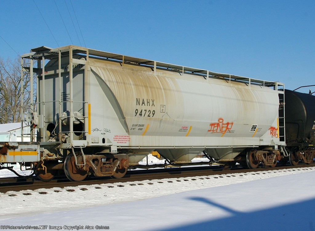 NAHX Covered Hopper 94729