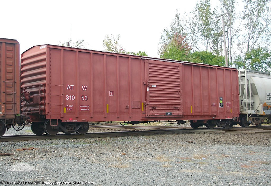 ATW Box Car 31053