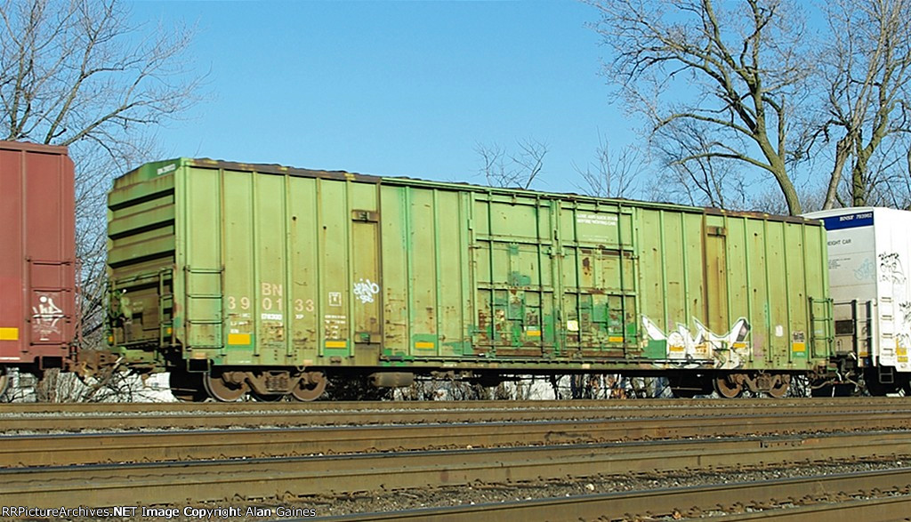 BN Box Car 390133