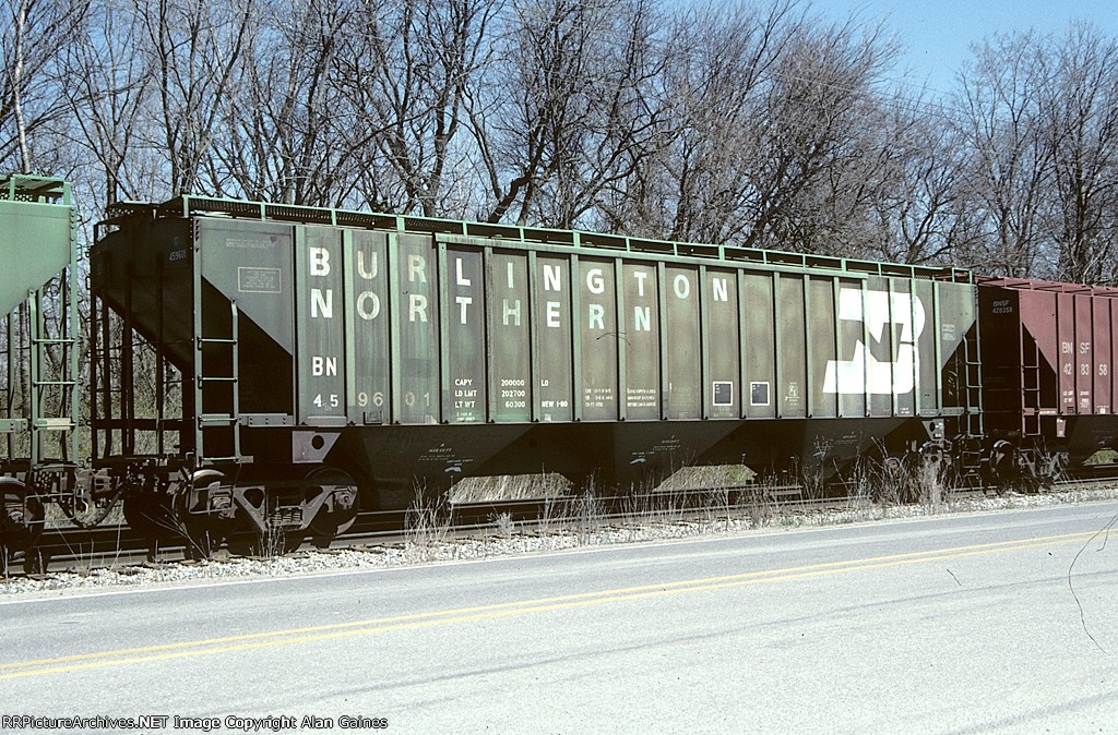 BN Covered Hopper 459601