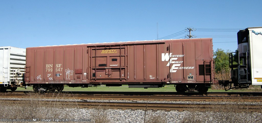 BNSF Reefer 799547