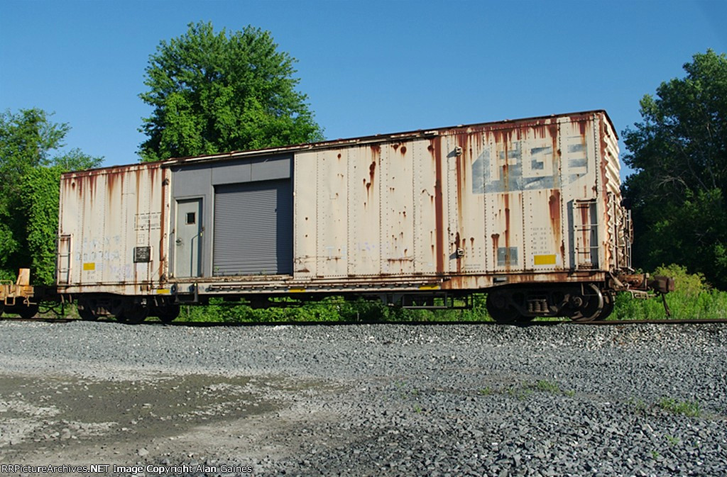 CSX Box Car 910946