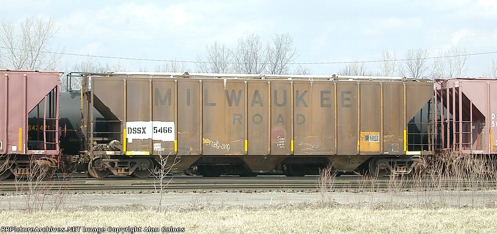 DSSX Covered Hopper 5466