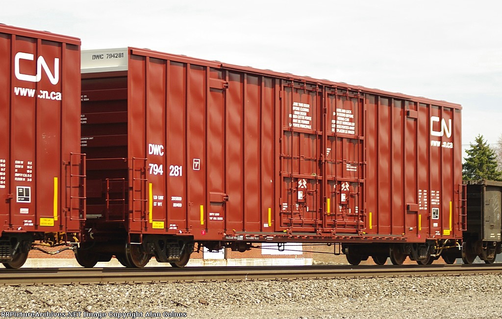 DWC Box Car 794281