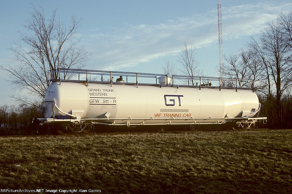 GTW Tank Car 911-R