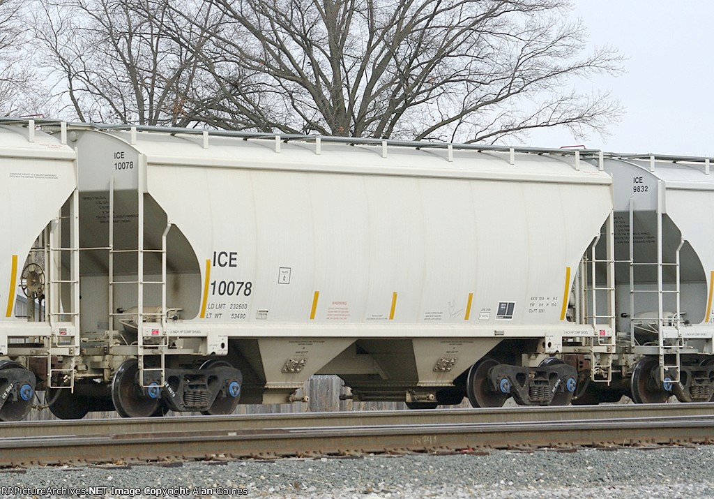 IC&E Covered Hopper 10078