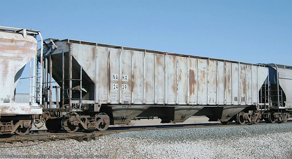 NAHX Covered Hopper 2439