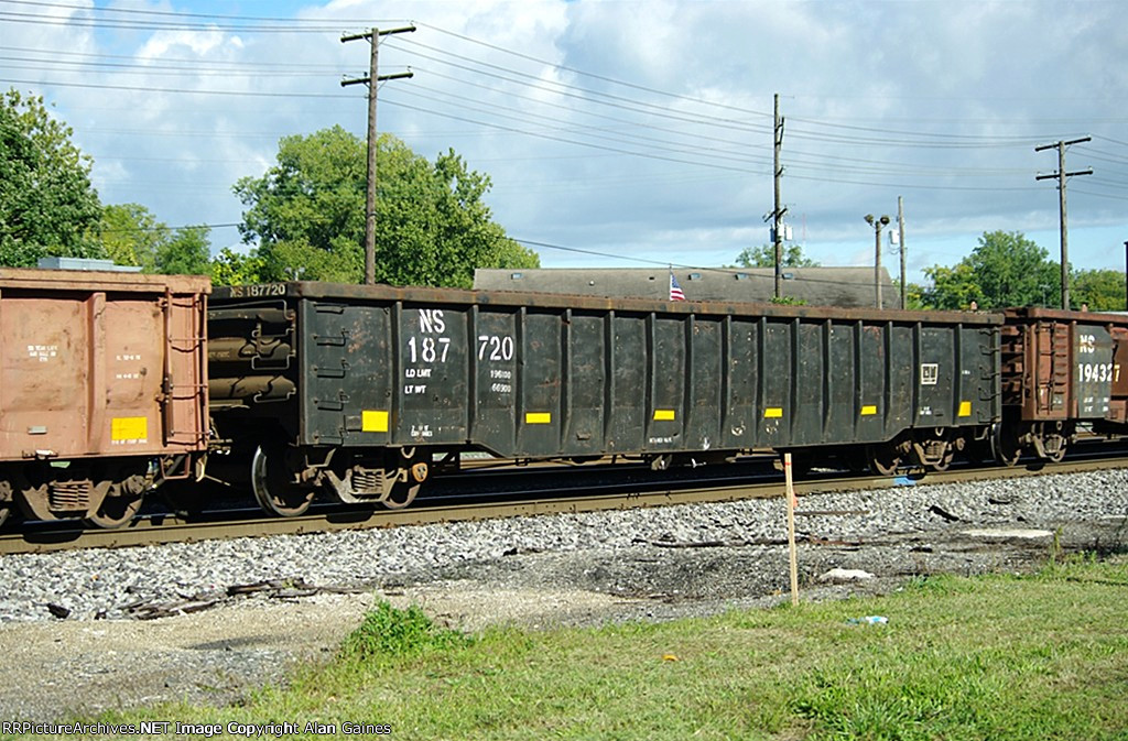 NS Gondola 187720