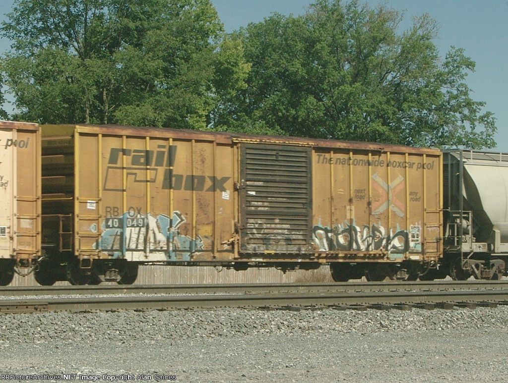 RBOX box car 40049