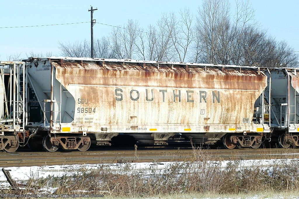 SR Covered Hopper 98504