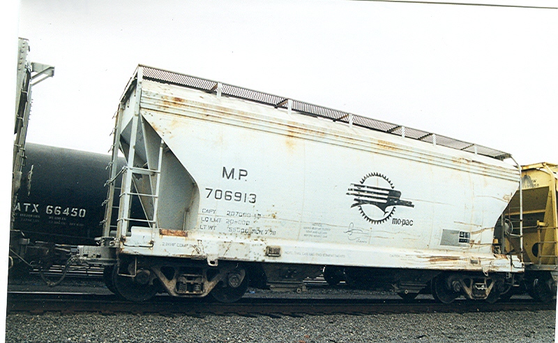 MP ACF Covered hopper