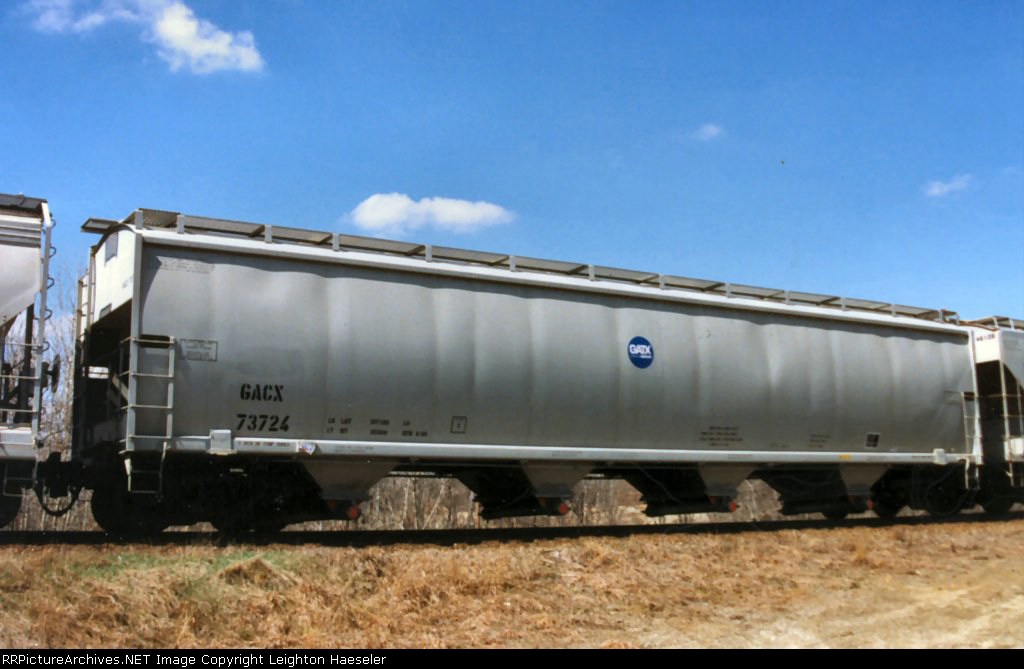 GACX 73724 with GATX decal