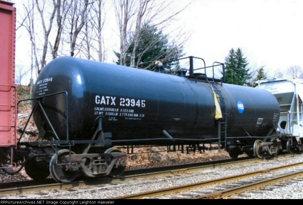 GATX 23945 with GATX decal